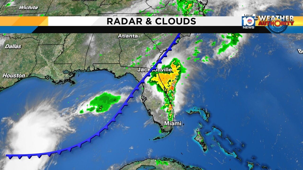 Severe storms, possible hail expected in South Florida Sunday...